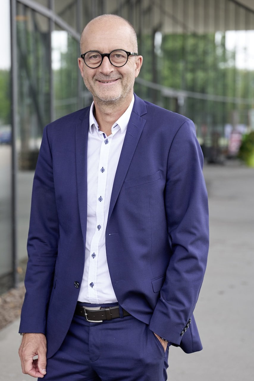 Im Interview René Roth von Zott: "Während viele andere Marken sich zurückziehen, glauben wir an ...