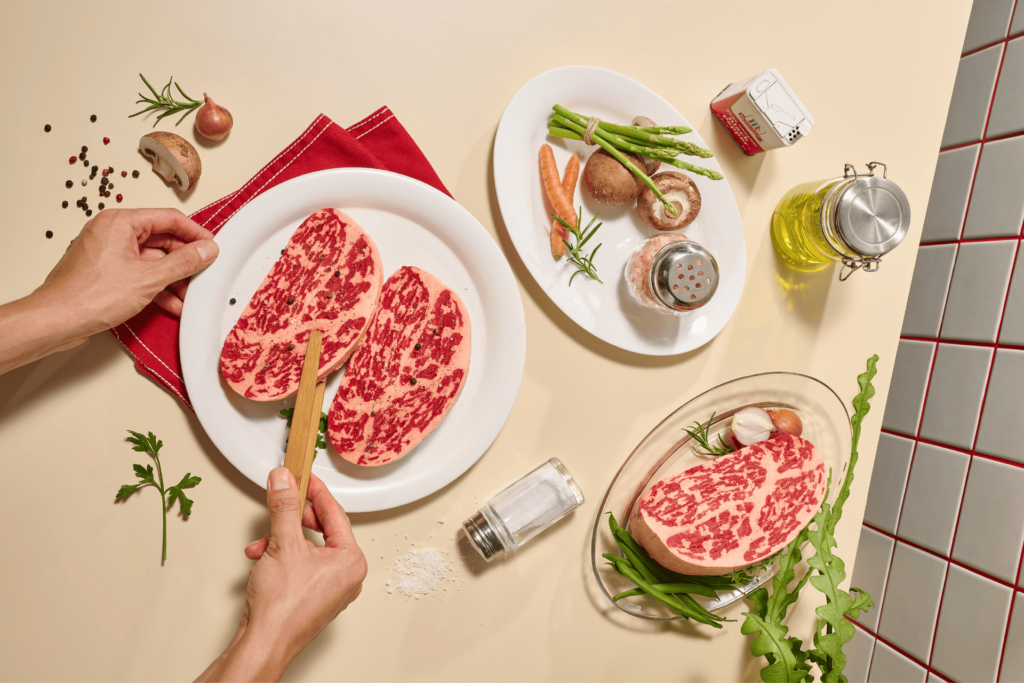 Marbled Cultivated Meat by TissenBioFarm Wins AgTech Breakthrough Award ...