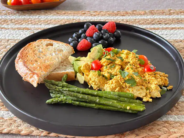 Humane World for Animals News - vegconomist - the vegan business magazine